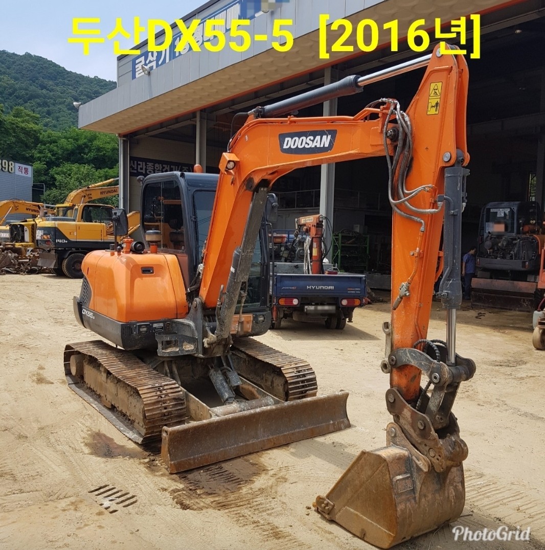 ☆장비명: 두산DX55-5 ..외...02급~19대보유 ☆년식: 2016년 ☆가동시간&키로수: 5천시간 ☆연락처: 010-4424-558... : 김산 중고농기계, 장비 ...