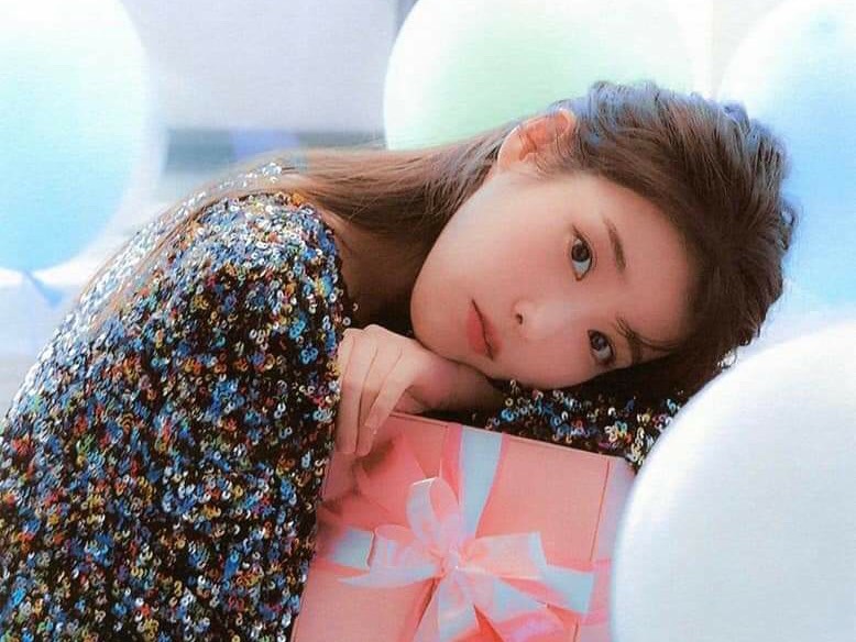 세상에서 제일 예쁜 공주 IU | BAND