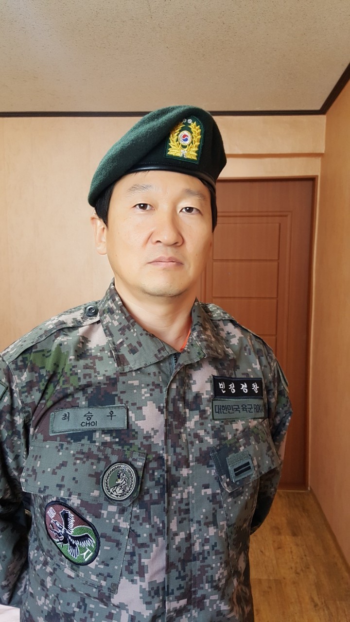 1989년 39연대 수색중대 재 창설멤버입니다 갑자기 그 시절이 생각이 나서 검색을 해 보니 ㅎㅎ 있네요 창설 훈련 4주