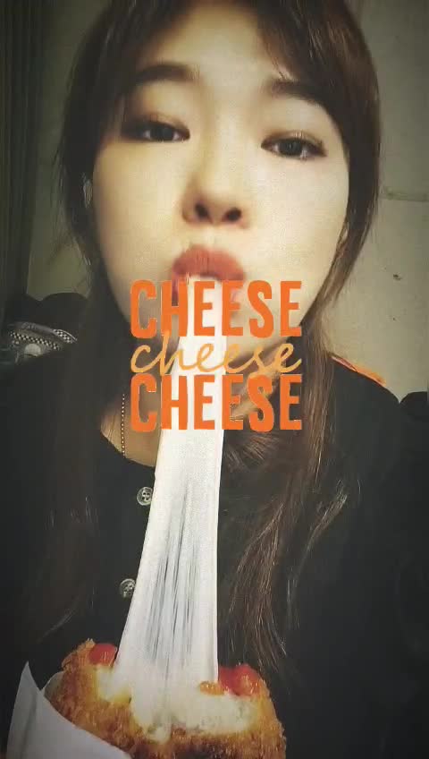 ㅋㅋㅋㅋ 여행오면 다 좋은데 밤되면 느므느므 심심하다는 단점~~ 숙소에 돌아오는길에 연돈볼카츠 성산일출봉점 들러서