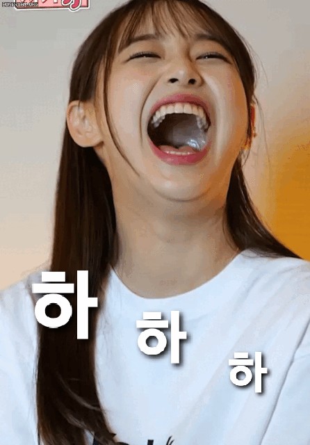 😆어느 점집에서~~😆😆재탕 어떤 남자 주인공이 난생처음 친구를 따라 점 집에 갔다 친구가 점 보는 것을 지켜보고 있다가 화장실 유머 Band