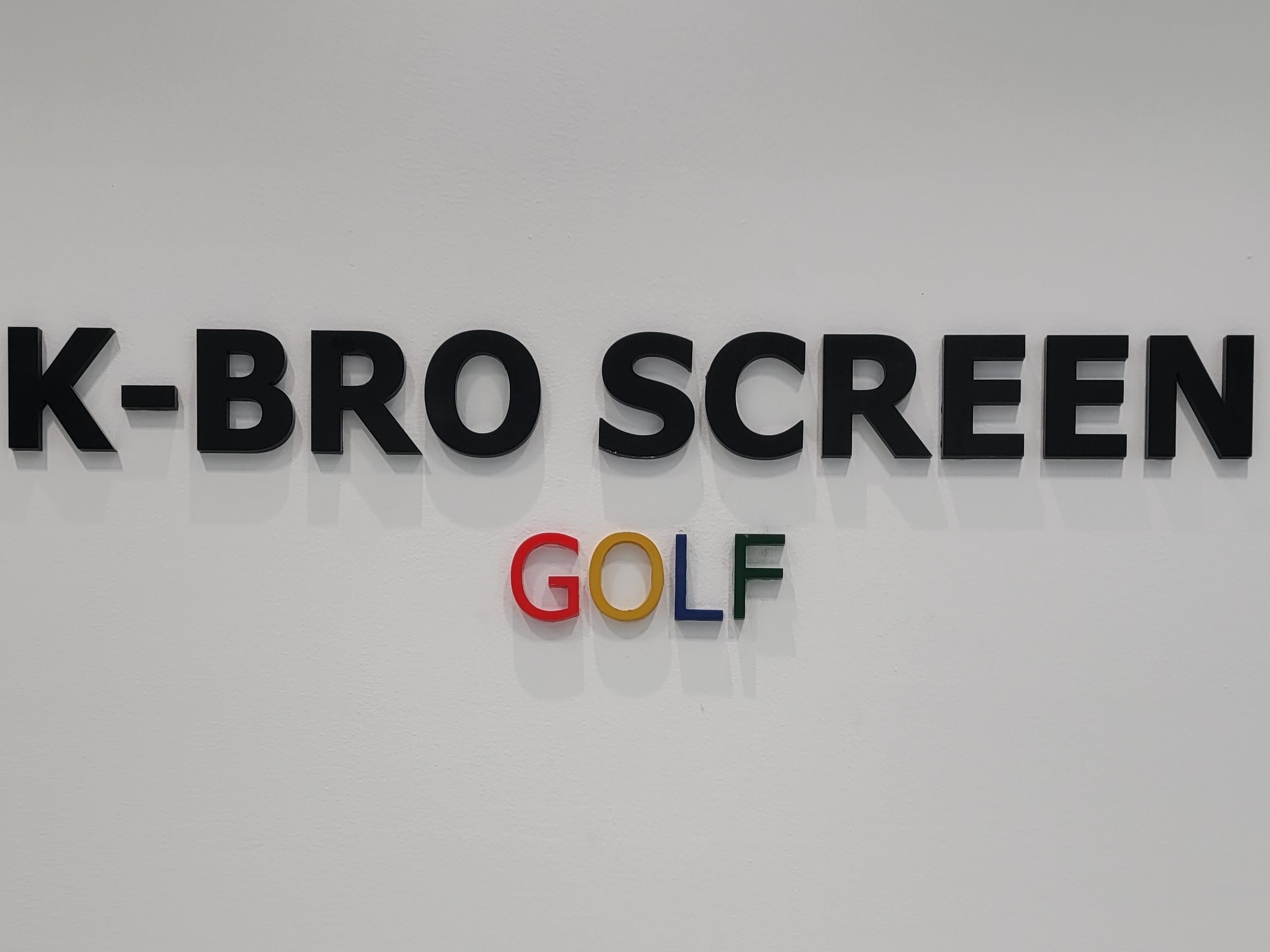 Kbro screen golf | BAND