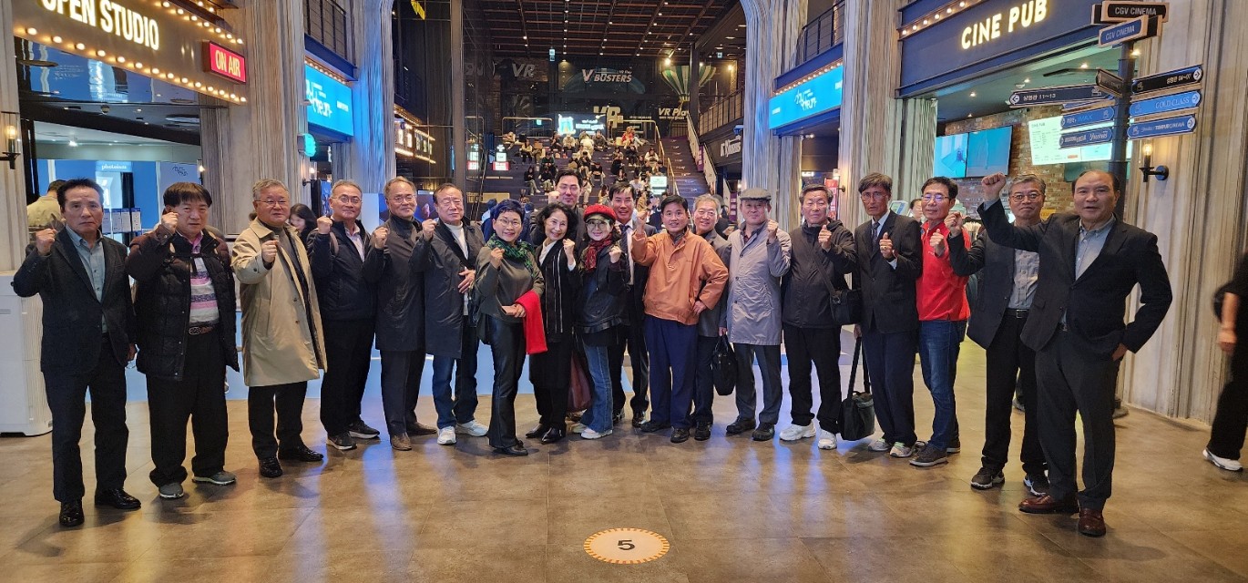 🍒 개봉영화 '춘천대첩 72시간' 시사회, 감동~후기 때 : 241115금 17:00 곳 : CGV 용산 장이레 감독ㆍ이덕화... : [ 행복봉사단 since 2010 ...